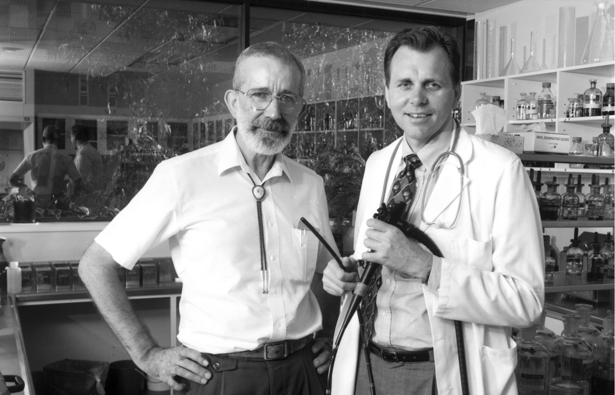 Les dificultats de Warren i Marshall per convèncer que l’Helicobacter ...